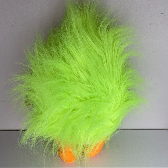 Dreamworks | Toys | Nwt Dreamworks Trolls Fuzzbert Green Hairy ...